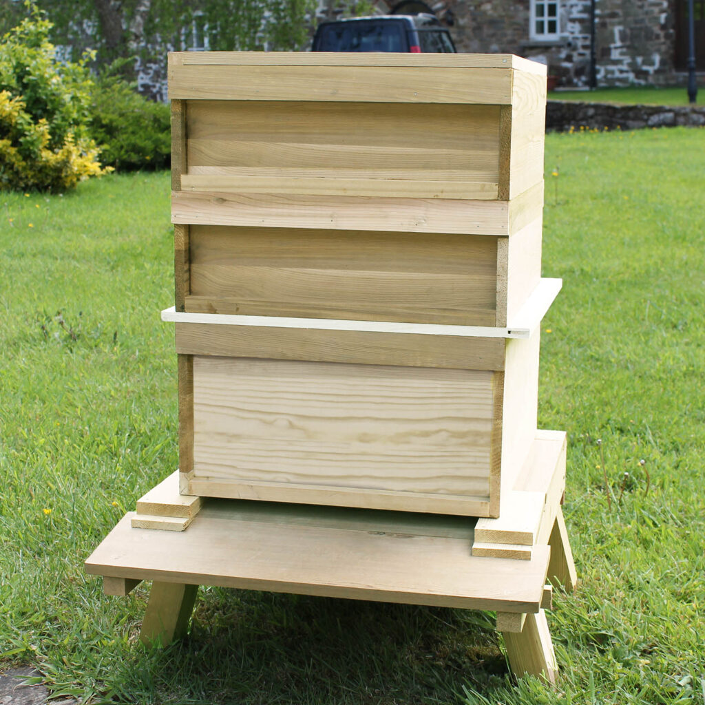 WBC Beehive w/Gabled Roof | New Zealand Pine - Welcome to Actiasbee